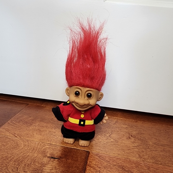 Russ | Toys | Vintage Russ Troll English British Guard Doll Soldier ...